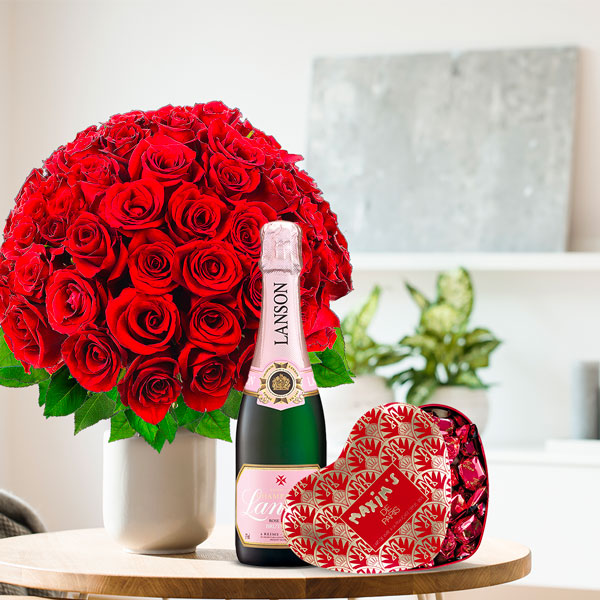 Cadeaux Gourmands "70 ROSES ROUGES + COEUR CHOCOLAT + CHAMPAGNE ROSE ...